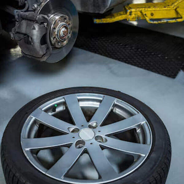 Bentley Wheel Alignment & Balancing Service In Dubai